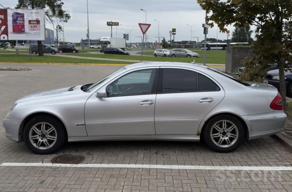 Pelēks Mercedes-Benz e-200 2007 Rīga, ar dzinēja tilpumu 2.10 L un nobraukumu 359 tūkst. km par 3000 €, foto 4 vietnē AUTOMOTO.COM.LV