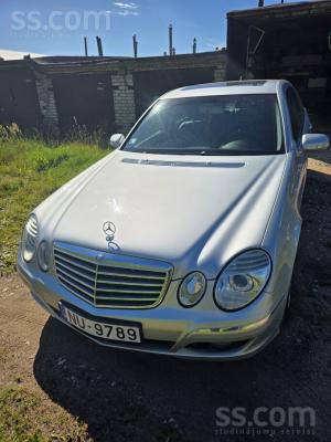 Pelēks Mercedes-Benz e-200 2007 Daugavpils, ar dzinēja tilpumu 2.20 L un nobraukumu 294 tūkst. km par 4350 €, foto  vietnē AUTOMOTO.COM.LV
