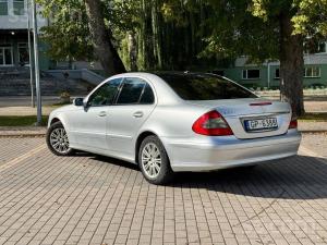 Серый Мерседес E 200 2007 в Елгава, объемом двигателя 2.00 л и пробегом 500 тыс. км за 2800 €, фото 6 на AUTOMOTO.COM.LV