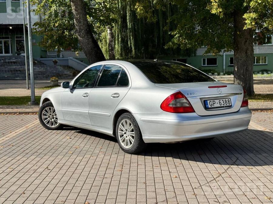 Серый Мерседес E 200 2007 в Елгава, объемом двигателя 2.00 л и пробегом 500 тыс. км за 2800 €, фото 6 на AUTOMOTO.COM.LV