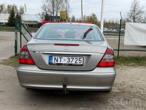 Серый Мерседес E 200 2008 в Рига, объемом двигателя 2.10 л и пробегом 307 тыс. км за 3300 €, фото 7 на AUTOMOTO.COM.LV