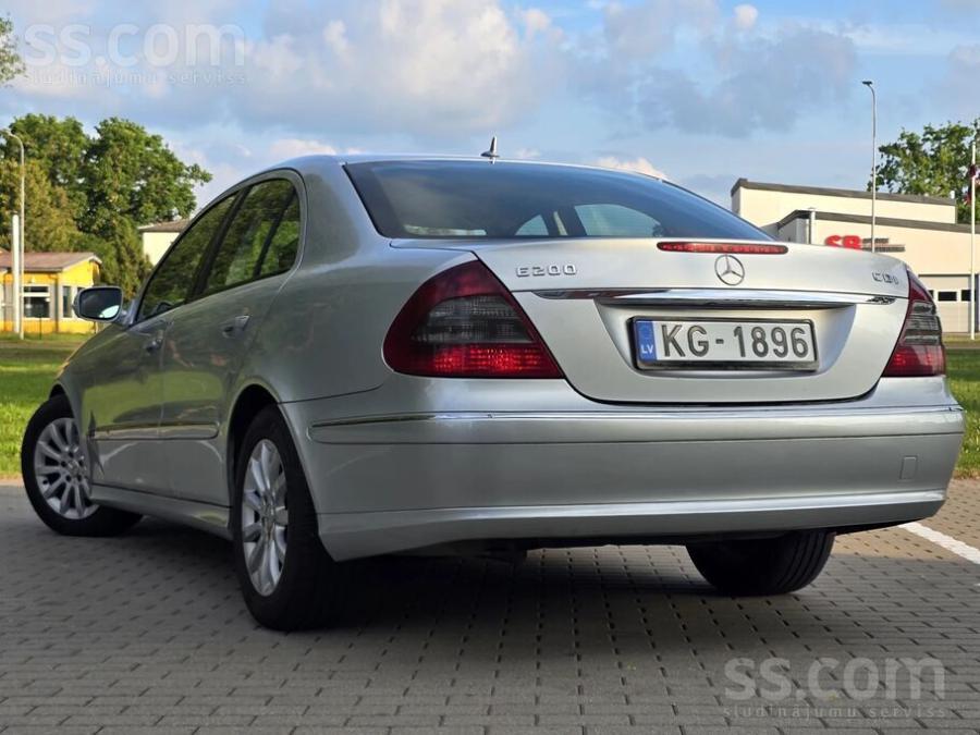 Pelēks Mercedes-Benz e-200 2008 Tukums, ar dzinēja tilpumu 2.20 L un nobraukumu 385 tūkst. km par 1880 €, foto 4 vietnē AUTOMOTO.COM.LV