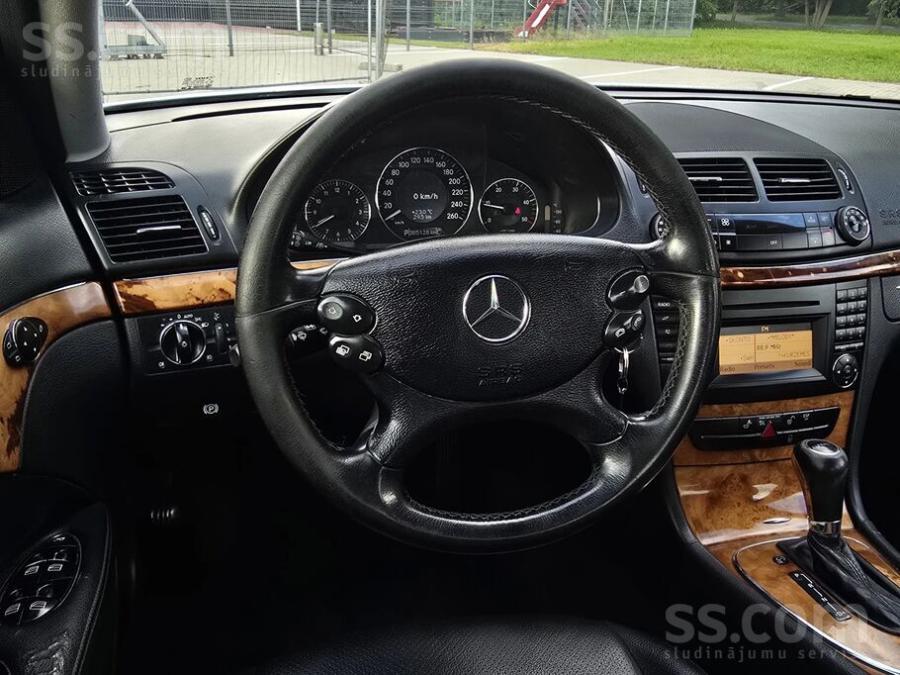 Pelēks Mercedes-Benz e-200 2008 Tukums, ar dzinēja tilpumu 2.20 L un nobraukumu 385 tūkst. km par 1880 €, foto 10 vietnē AUTOMOTO.COM.LV