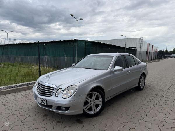 Серый Мерседес E 200 2008 в Каунас, объемом двигателя 2.20 л и пробегом 222 тыс. км за 3500 €, фото 3 на AUTOMOTO.COM.LV