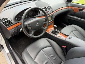 Серый Мерседес E 200 2008 в Каунас, объемом двигателя 2.20 л и пробегом 222 тыс. км за 3500 €, фото 15 на AUTOMOTO.COM.LV