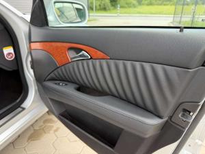 Серый Мерседес E 200 2008 в Каунас, объемом двигателя 2.20 л и пробегом 222 тыс. км за 3500 €, фото 24 на AUTOMOTO.COM.LV