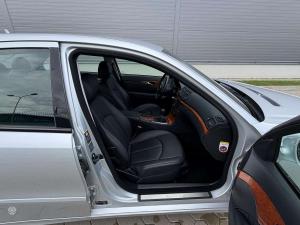 Серый Мерседес E 200 2008 в Каунас, объемом двигателя 2.20 л и пробегом 222 тыс. км за 3500 €, фото 26 на AUTOMOTO.COM.LV