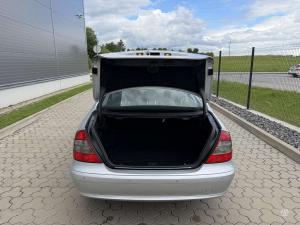 Серый Мерседес E 200 2008 в Каунас, объемом двигателя 2.20 л и пробегом 222 тыс. км за 3500 €, фото 34 на AUTOMOTO.COM.LV