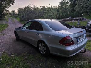 Серый Мерседес E 200 2008 в Резекне, объемом двигателя 2.20 л и пробегом 304 тыс. км за 2850 €, фото 6 на AUTOMOTO.COM.LV