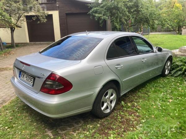 Pelēks Mercedes-Benz e-200 2008 Rīga, ar dzinēja tilpumu 2.10 L un nobraukumu 403 tūkst. km par 2850 €, foto 3 vietnē AUTOMOTO.COM.LV