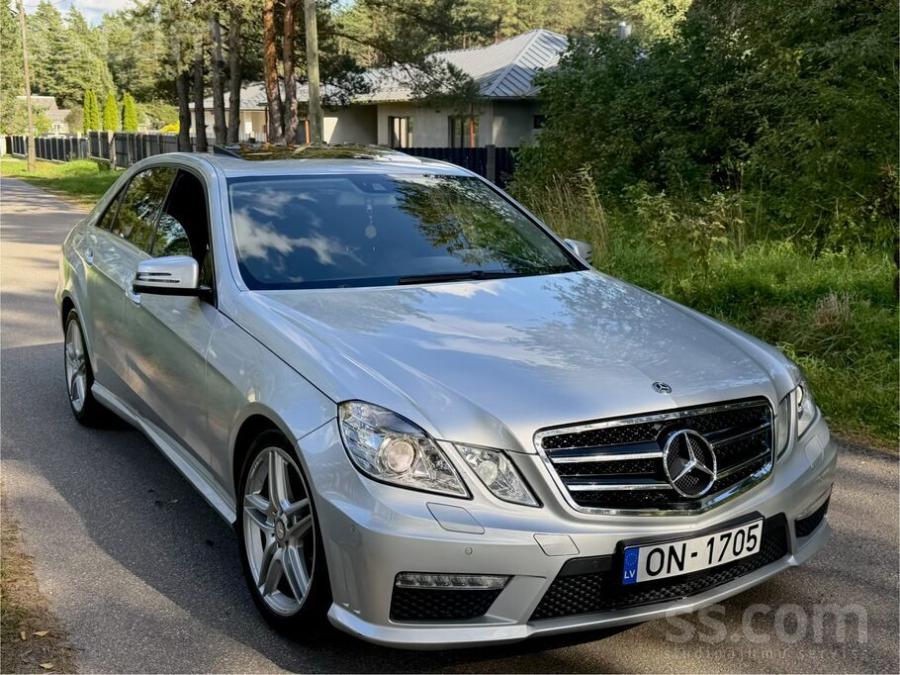 Серый Мерседес E 200 2009 в Даугавпилс, объемом двигателя 2.00 л и пробегом 260 тыс. км за 7600 €, фото 4 на AUTOMOTO.COM.LV