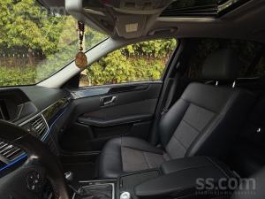 Серый Мерседес E 200 2009 в Даугавпилс, объемом двигателя 2.00 л и пробегом 260 тыс. км за 7600 €, фото 10 на AUTOMOTO.COM.LV