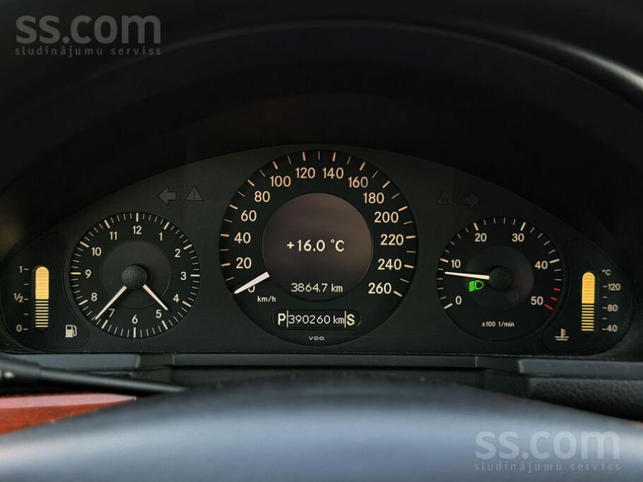 Grey Mercedes-Benz e-200 2009 in Riga, with an engine capacity of 2.10 L and mileage of 390 thousand km for 2950 €, photo 19 on AUTOMOTO.COM.LV