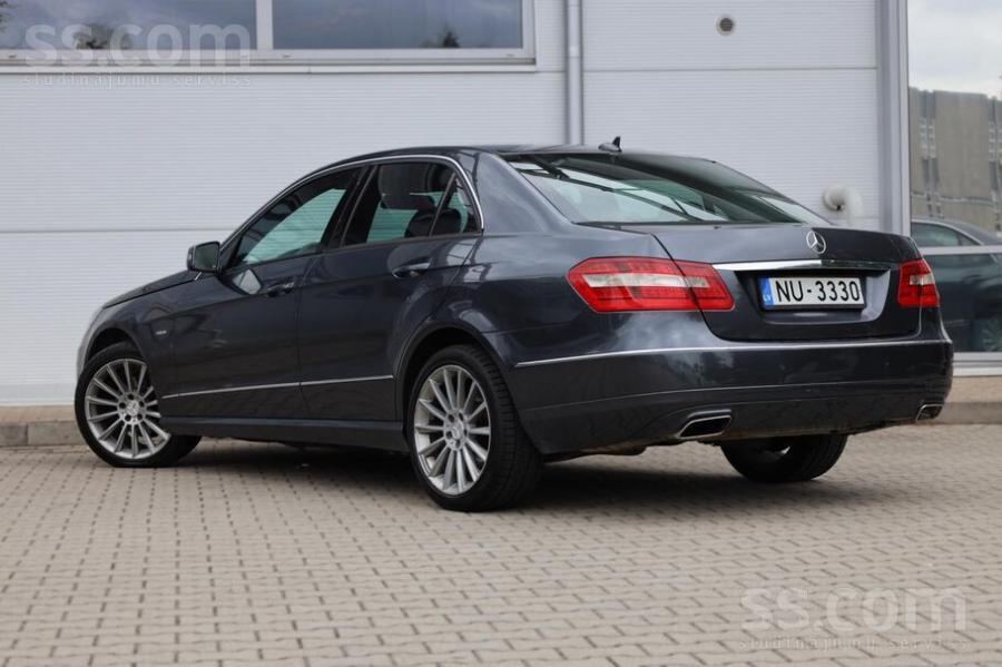 Pelēks Mercedes-Benz e-200 2010 Rīga, ar dzinēja tilpumu 2.00 L un nobraukumu 0 tūkst. km par 6495 €, foto 5 vietnē AUTOMOTO.COM.LV