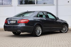 Pelēks Mercedes-Benz e-200 2010 Rīga, ar dzinēja tilpumu 2.00 L un nobraukumu 0 tūkst. km par 6495 €, foto 7 vietnē AUTOMOTO.COM.LV