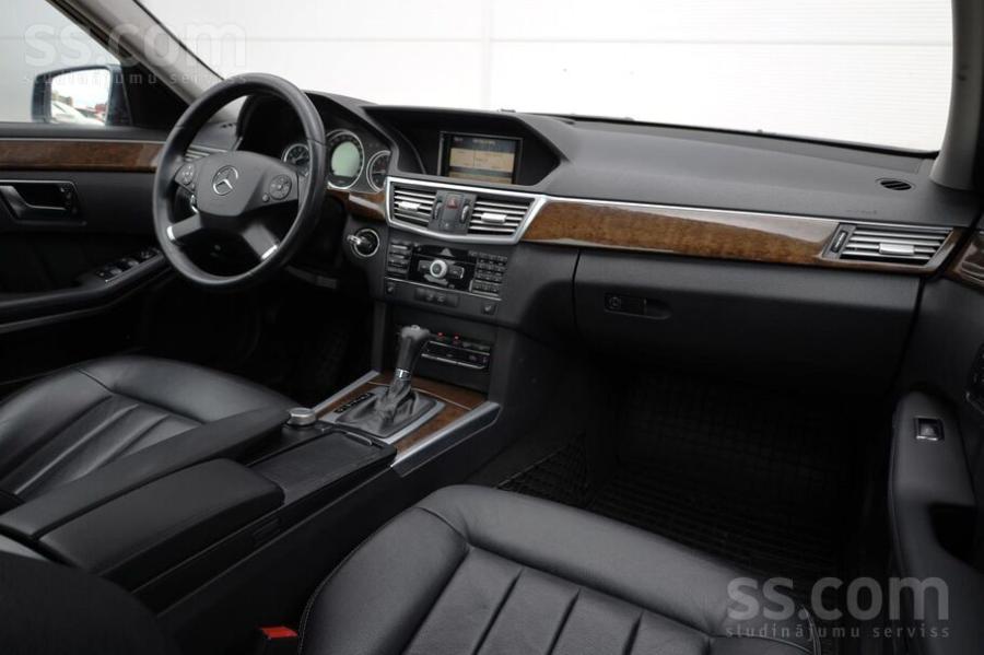 Pelēks Mercedes-Benz e-200 2010 Rīga, ar dzinēja tilpumu 2.00 L un nobraukumu 0 tūkst. km par 6495 €, foto 11 vietnē AUTOMOTO.COM.LV