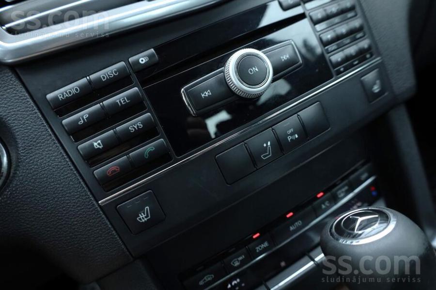 Pelēks Mercedes-Benz e-200 2010 Rīga, ar dzinēja tilpumu 2.00 L un nobraukumu 0 tūkst. km par 6495 €, foto 18 vietnē AUTOMOTO.COM.LV