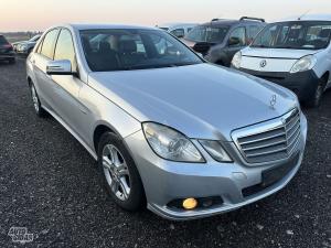 Серый Мерседес E 200 2010 в Гирайте, объемом двигателя 2.10 л и пробегом 280 тыс. км за 4400 €, фото 4 на AUTOMOTO.COM.LV