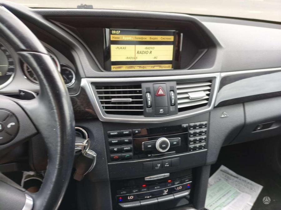 Grey Mercedes-Benz e-200 2010 in Kaunas, with an engine capacity of 2.14 L and mileage of 278 thousand km for 6500 €, photo 21 on AUTOMOTO.COM.LV