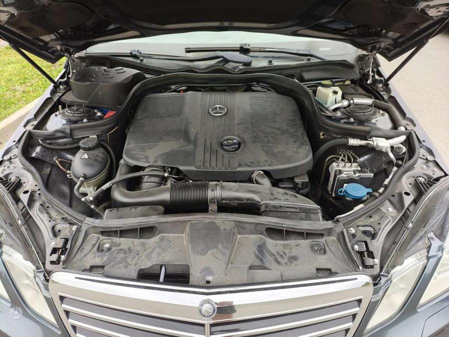 Grey Mercedes-Benz e-200 2010 in Kaunas, with an engine capacity of 2.14 L and mileage of 278 thousand km for 6500 €, photo 23 on AUTOMOTO.COM.LV