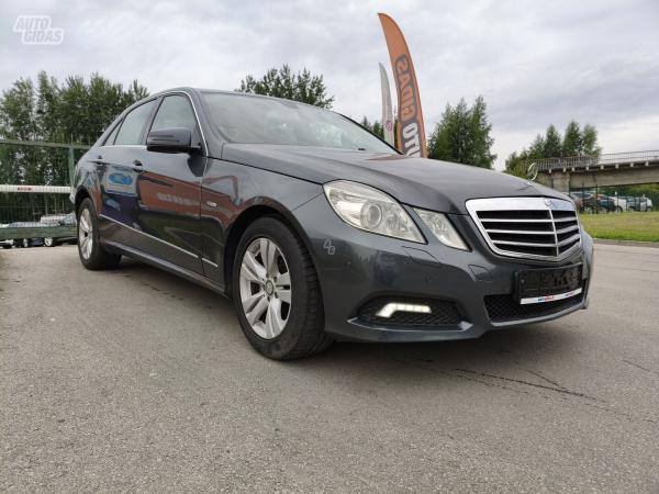Grey Mercedes-Benz e-200 2010 in Kaunas, with an engine capacity of 2.10 L and mileage of 278 thousand km for 6500 €, photo 3 on AUTOMOTO.COM.LV