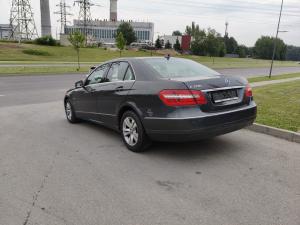 Grey Mercedes-Benz e-200 2010 in Kaunas, with an engine capacity of 2.10 L and mileage of 278 thousand km for 6500 €, photo 7 on AUTOMOTO.COM.LV