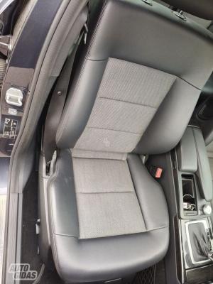Grey Mercedes-Benz e-200 2010 in Kaunas, with an engine capacity of 2.10 L and mileage of 278 thousand km for 6500 €, photo 12 on AUTOMOTO.COM.LV