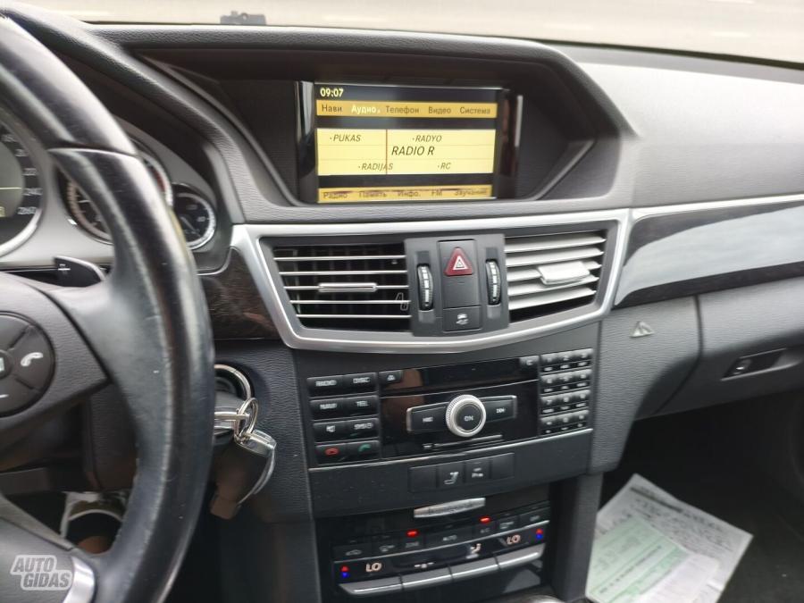 Grey Mercedes-Benz e-200 2010 in Kaunas, with an engine capacity of 2.10 L and mileage of 278 thousand km for 6500 €, photo 21 on AUTOMOTO.COM.LV