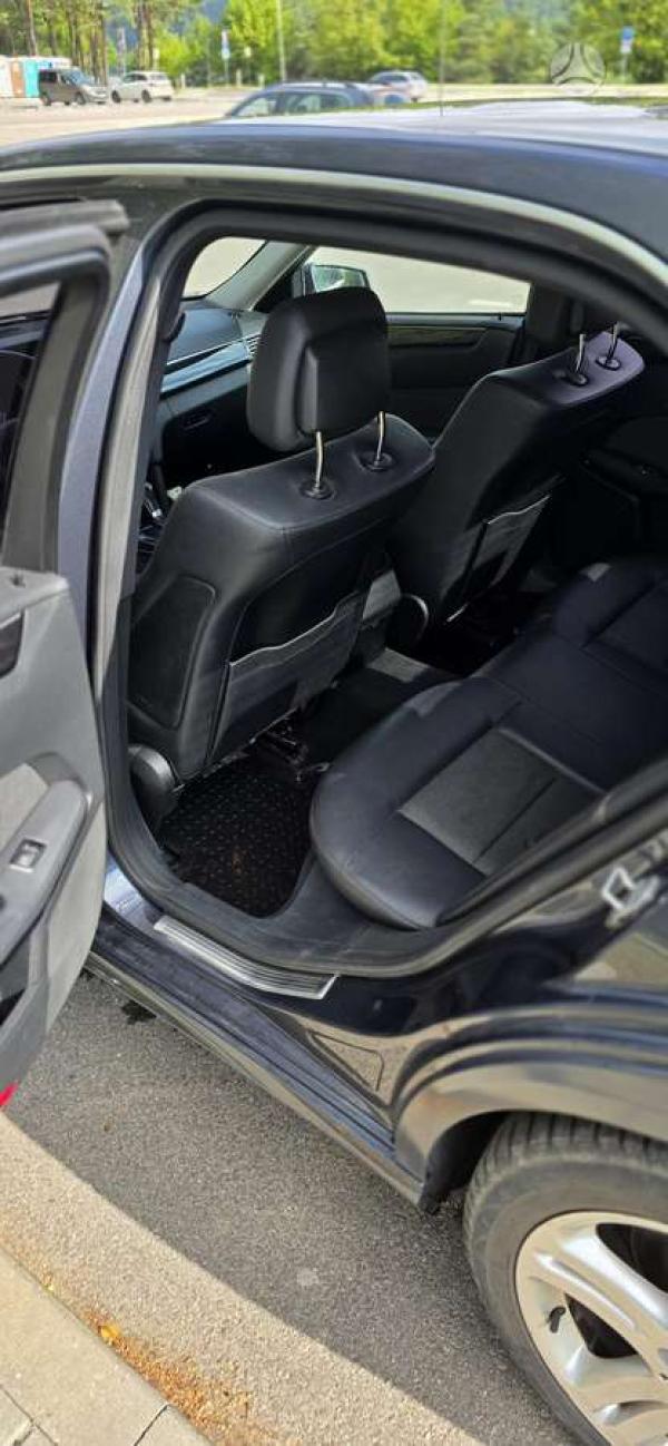Grey Mercedes-Benz e-200 2010 in Kaunas, with an engine capacity of 2.14 L and mileage of 277 thousand km for 5300 €, photo 5 on AUTOMOTO.COM.LV