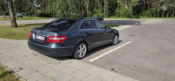 Grey Mercedes-Benz e-200 2010 in Kaunas, with an engine capacity of 2.14 L and mileage of 277 thousand km for 5300 €, photo 8 on AUTOMOTO.COM.LV