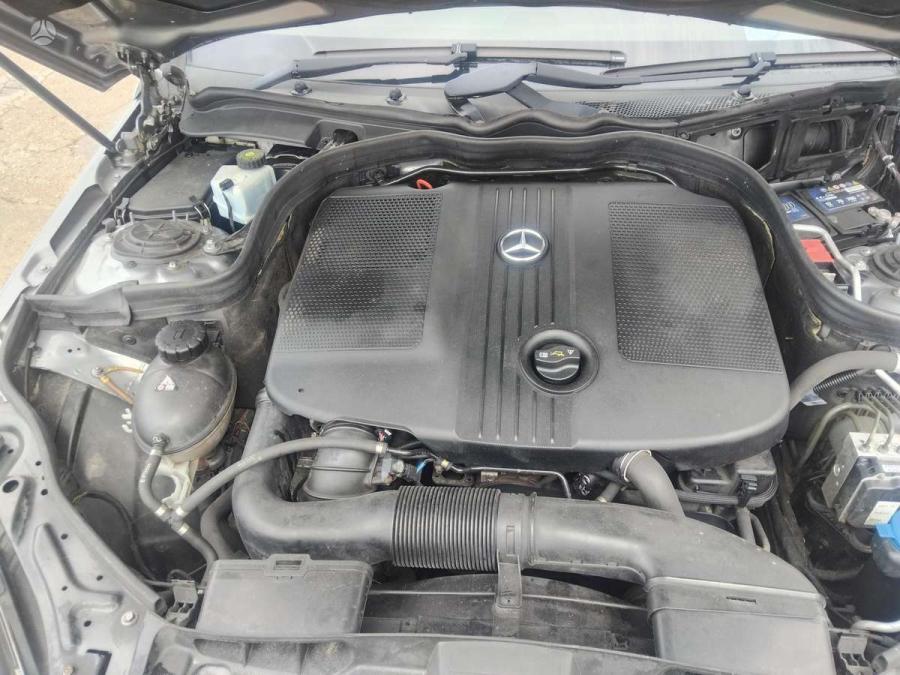 Grey Mercedes-Benz e-200 2010 in Ignalina, with an engine capacity of 2.20 L and mileage of 1 thousand km for 2950 €, photo 10 on AUTOMOTO.COM.LV