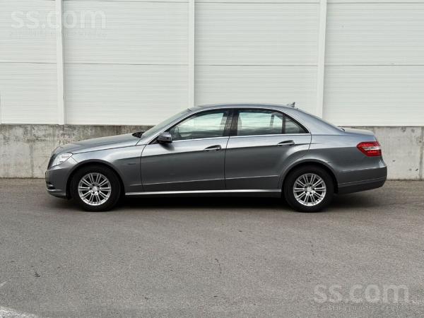 Grey Mercedes-Benz e-200 2011 in Riga, with an engine capacity of 2.20 L and mileage of 0 thousand km for 5494 €, photo 6 on AUTOMOTO.COM.LV