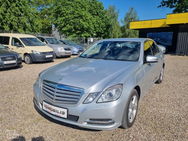 Pelēks Mercedes-Benz e-200 2011 Kauņa, ar dzinēja tilpumu 2.20 L un nobraukumu 350 tūkst. km par 4800 €, foto 4 vietnē AUTOMOTO.COM.LV