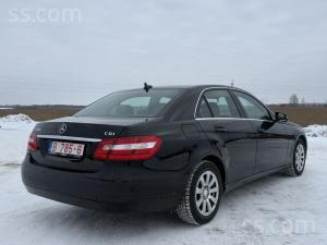 Grey Mercedes-Benz e-200 2012 in Liepaja, with an engine capacity of 2.20 L and mileage of 218 thousand km for 8900 €, photo 2 on AUTOMOTO.COM.LV