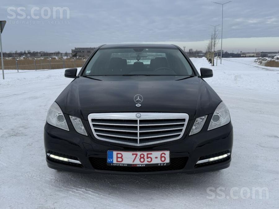 Grey Mercedes-Benz e-200 2012 in Liepaja, with an engine capacity of 2.20 L and mileage of 218 thousand km for 8900 €, photo 8 on AUTOMOTO.COM.LV