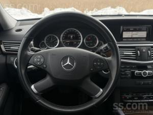 Grey Mercedes-Benz e-200 2012 in Liepaja, with an engine capacity of 2.20 L and mileage of 218 thousand km for 8900 €, photo 19 on AUTOMOTO.COM.LV