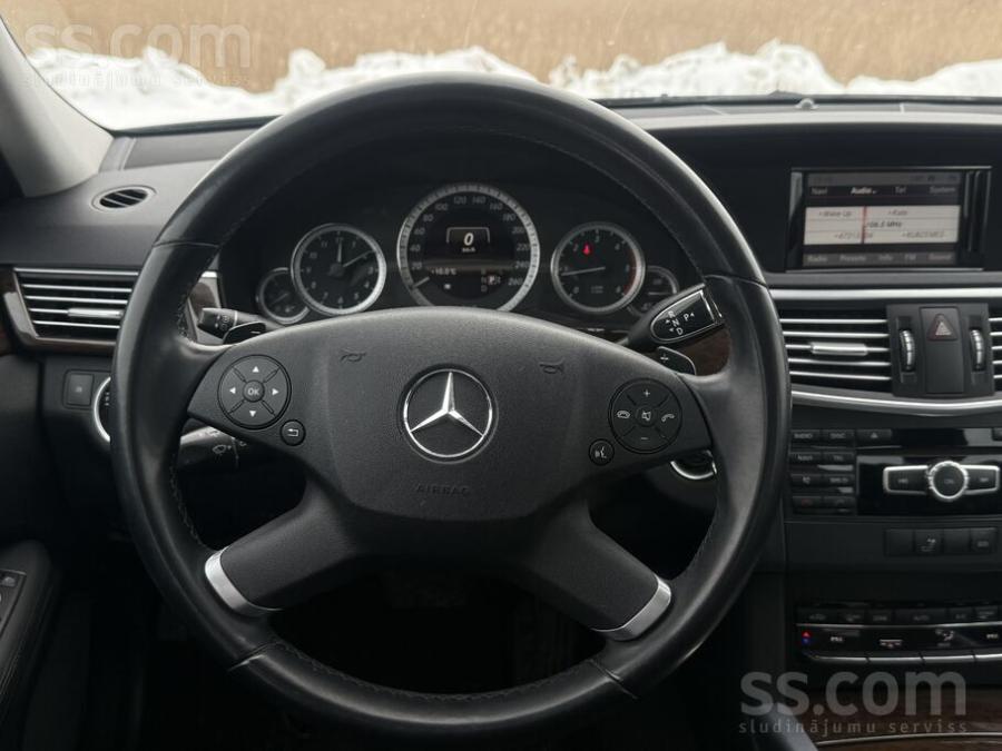 Grey Mercedes-Benz e-200 2012 in Liepaja, with an engine capacity of 2.20 L and mileage of 218 thousand km for 8900 €, photo 19 on AUTOMOTO.COM.LV
