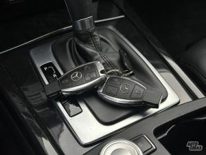 Серый Мерседес E 200 2012 в Вильнюс, объемом двигателя 2.10 л и пробегом 339 тыс. км за 5300 €, фото 16 на AUTOMOTO.COM.LV