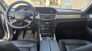 Grey Mercedes-Benz e-200 2012 in Kaunas, with an engine capacity of 2.10 L and mileage of 298 thousand km for 7700 €, photo 7 on AUTOMOTO.COM.LV