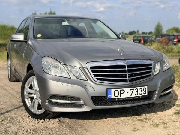 Pelēks Mercedes-Benz e-200 2012 Rīga, ar dzinēja tilpumu 2.20 L un nobraukumu 259 tūkst. km par 8995 €, foto 1 vietnē AUTOMOTO.COM.LV