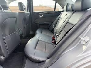 Grey Mercedes-Benz e-200 2012 in Riga, with an engine capacity of 2.20 L and mileage of 259 thousand km for 8995 €, photo 13 on AUTOMOTO.COM.LV