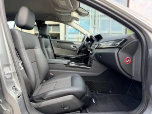 Grey Mercedes-Benz e-200 2012 in Riga, with an engine capacity of 2.20 L and mileage of 259 thousand km for 8995 €, photo 24 on AUTOMOTO.COM.LV