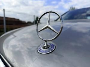 Grey Mercedes-Benz e-200 2012 in Riga, with an engine capacity of 2.20 L and mileage of 259 thousand km for 8995 €, photo 26 on AUTOMOTO.COM.LV