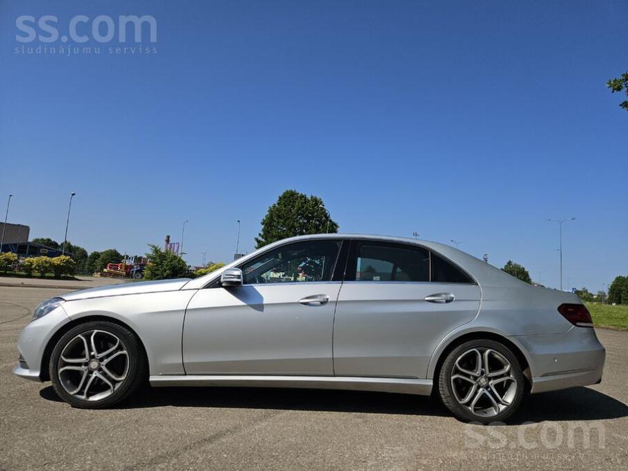 Grey Mercedes-Benz e-200 2013 in Jekabpils, with an engine capacity of 2.10 L and mileage of 265 thousand km for 8950 €, photo 5 on AUTOMOTO.COM.LV