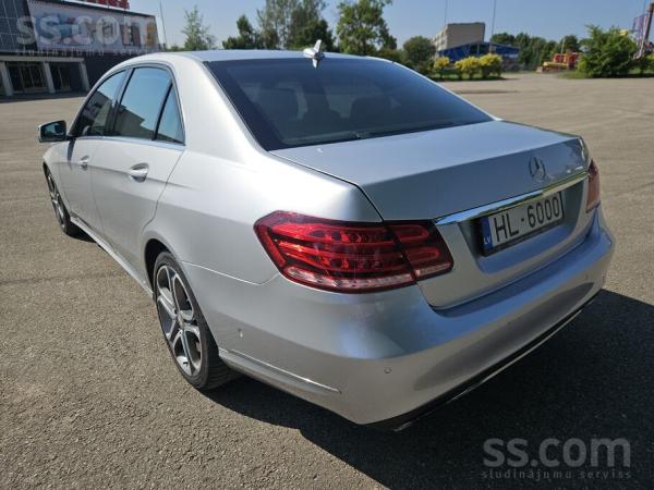 Серый Мерседес E 200 2013 в Екабпилс, объемом двигателя 2.10 л и пробегом 265 тыс. км за 8950 €, фото 5 на AUTOMOTO.COM.LV