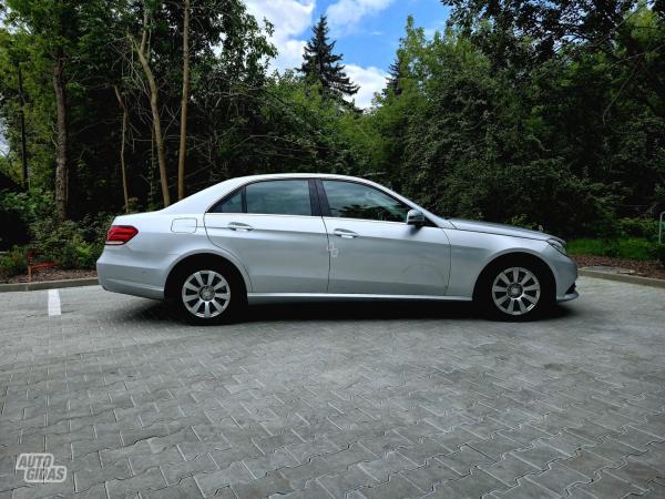 Grey Mercedes-Benz e-200 2013 in Vilnius, with an engine capacity of 2.10 L and mileage of 397 thousand km for 7999 €, photo 7 on AUTOMOTO.COM.LV