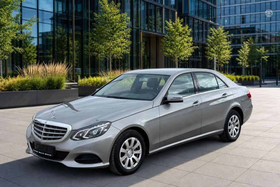 Grey Mercedes-Benz e-200 2013 in Vilnius, with an engine capacity of 2.20 L and mileage of 266 thousand km for 9650 €, photo 1 on AUTOMOTO.COM.LV