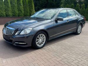 Grey Mercedes-Benz e-200 2013 in Utena, with an engine capacity of 2.14 L and mileage of 240 thousand km for 7999 €, photo  on AUTOMOTO.COM.LV