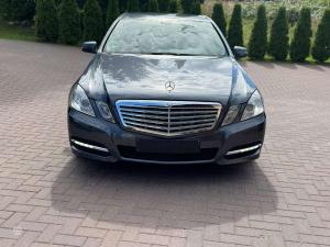 Grey Mercedes-Benz e-200 2013 in Utena, with an engine capacity of 2.14 L and mileage of 240 thousand km for 7999 €, photo 8 on AUTOMOTO.COM.LV
