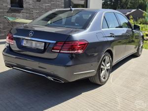 Pelēks Mercedes-Benz e-200 2014 Viļņa, ar dzinēja tilpumu 2.10 L un nobraukumu 338 tūkst. km par 11500 €, foto 7 vietnē AUTOMOTO.COM.LV